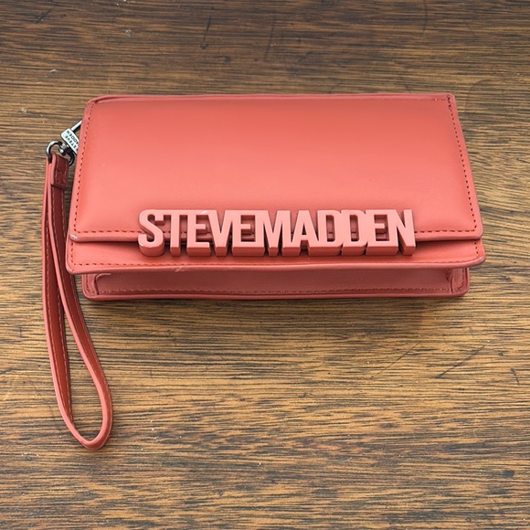 Steve Madden | Bags | Steve Madden Coral Clutch Bag | Poshmark